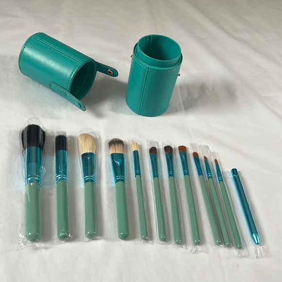 Makeup | 12 Piece Makeup Brush Set With Holder | Poshmark